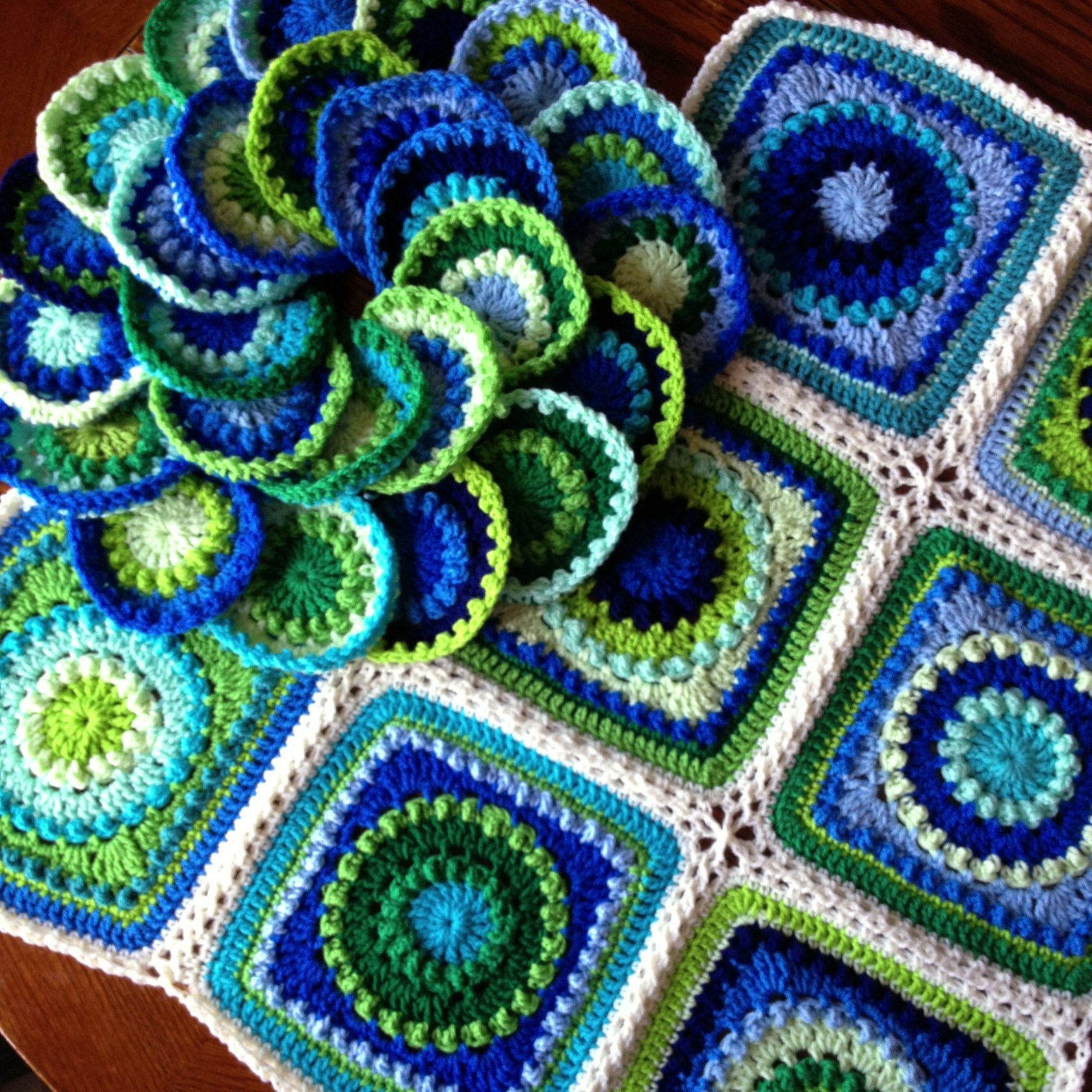 Crochet blanket colour combinations » Weave Crochet