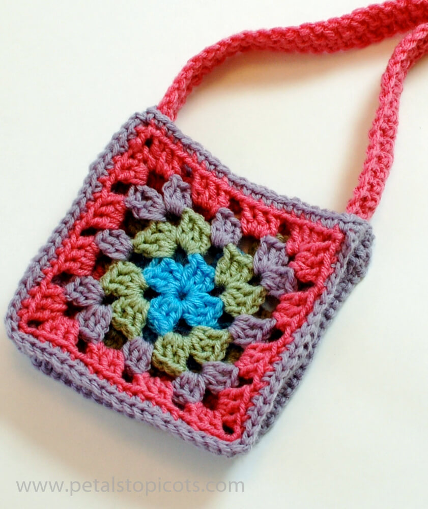 Granny Square Purse Crochet Pattern » Weave Crochet