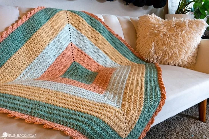 Pique-A-Boo Baby Blanket » Weave Crochet