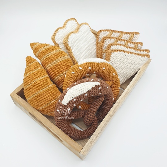 Bakery Set for Pretend Play Play Kitchen Crochet Pattern » Weave Crochet