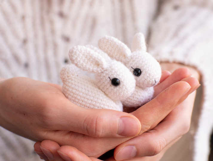 Crochet pattern Easter bunny » Weave Crochet